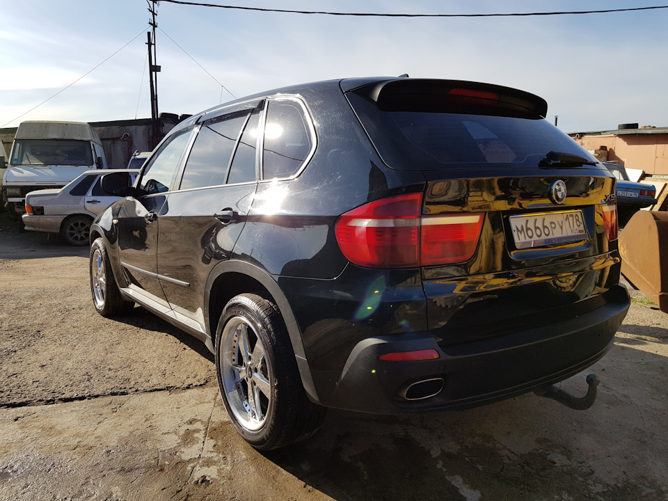Мойка кузова, заправка кондиционера, чистка дисков — BMW X5 (E70), 3 л, 2007 года | мойка | DRIVE2