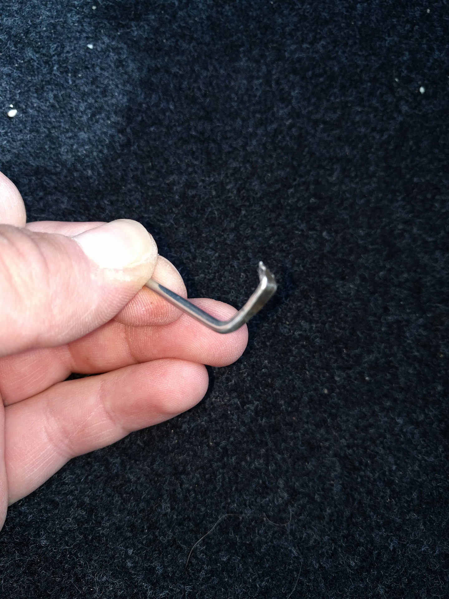 демонтаж потолочных ручек — Toyota RAV4 (IV), 2 л, 2018 года | тюнинг ...