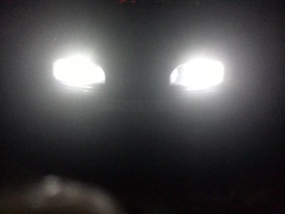 лампочки на габариты прикупил — Ford Sierra, 2 л, 1991 года ...