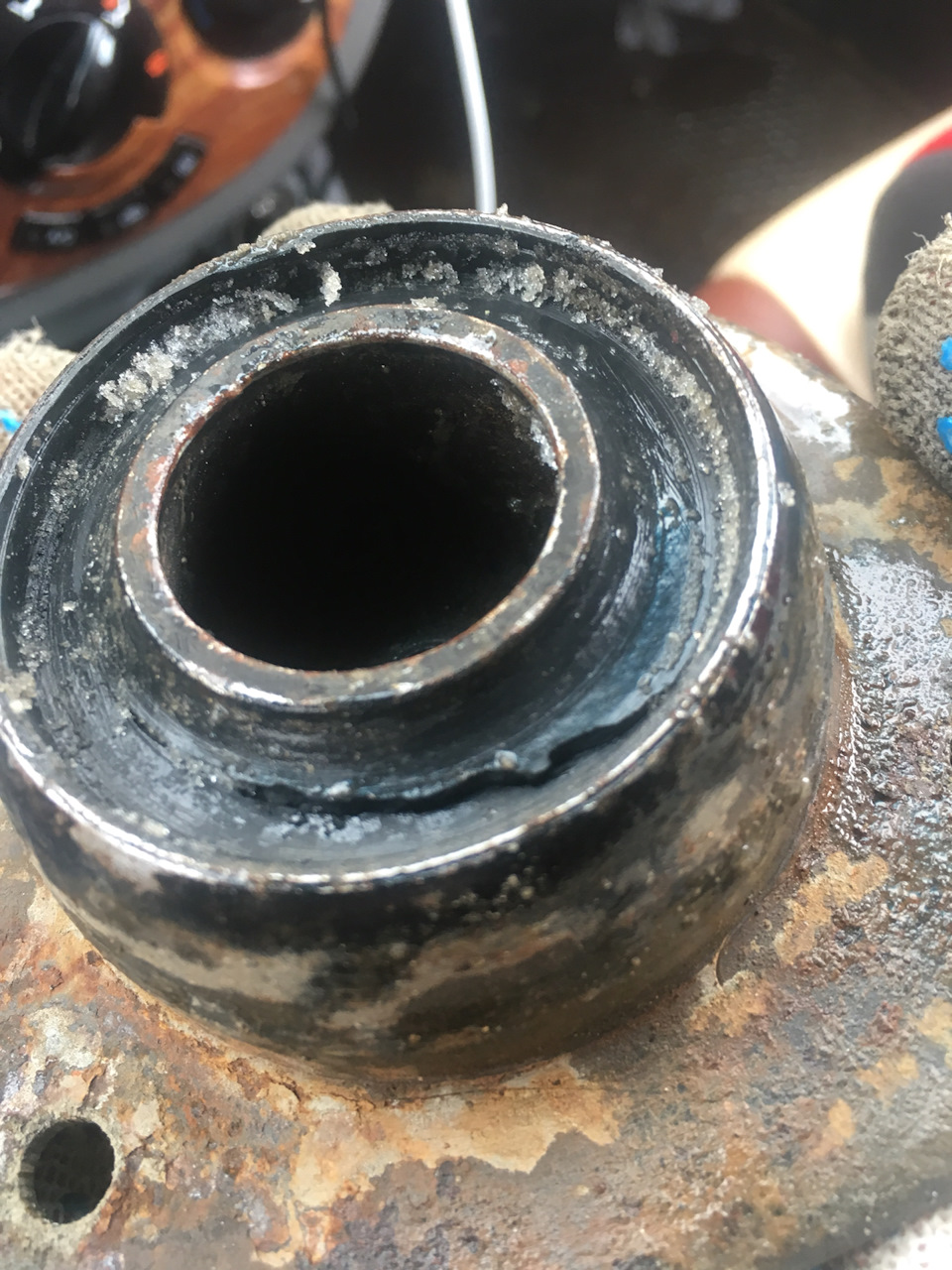 Перетряхнул заднюю подвеску. — Chevrolet Lacetti Sedan, 1,6 л, 2005 ...