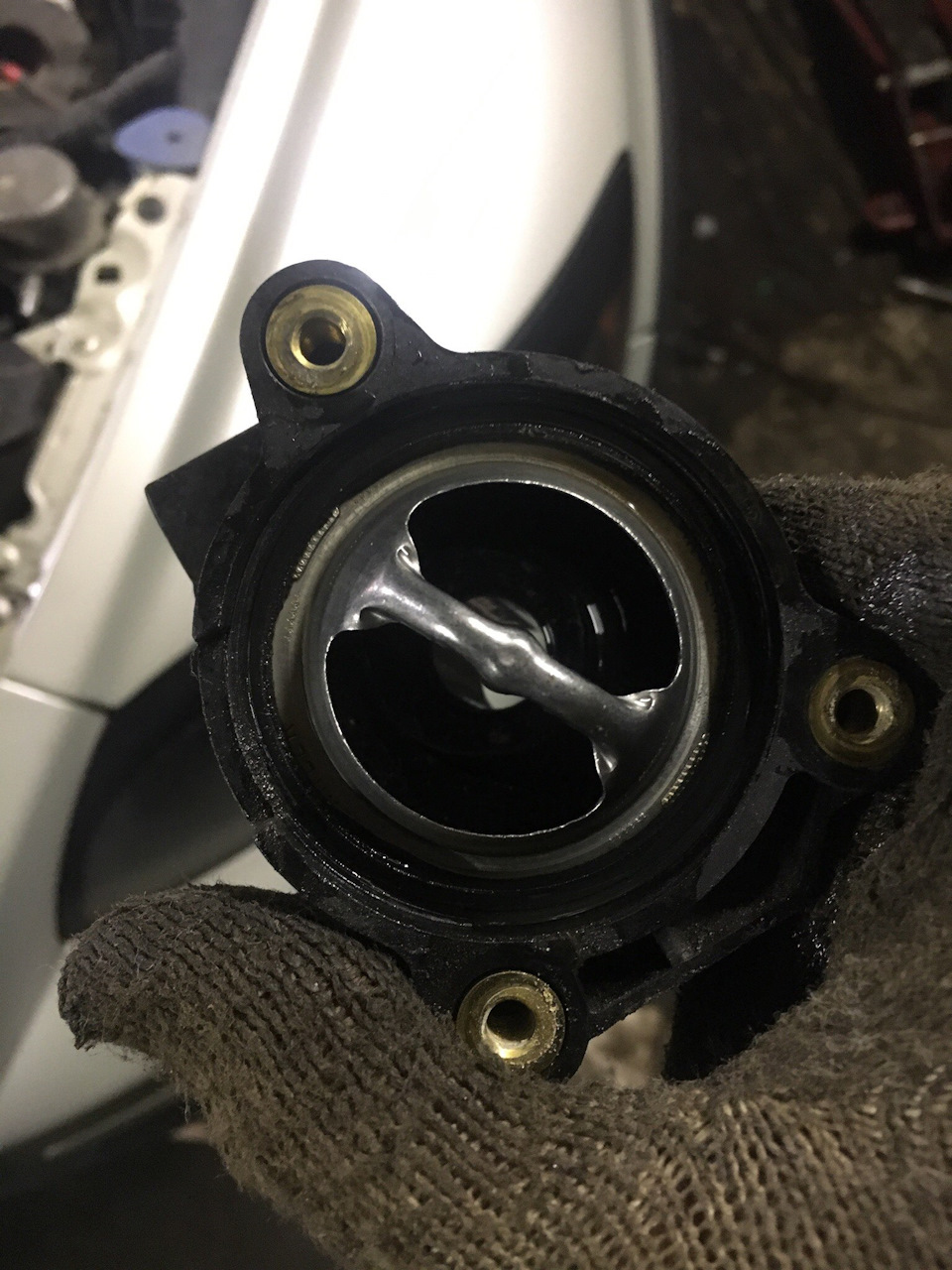 большое то. термостат — Volvo C30, 2,4 л, 2007 года | своими руками ...