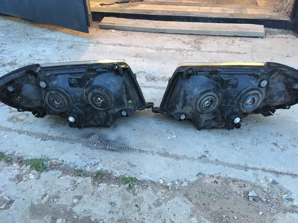 Установка рестайлинговых фар Toyota Land Cruiser 100.Часть 1. — Toyota ...