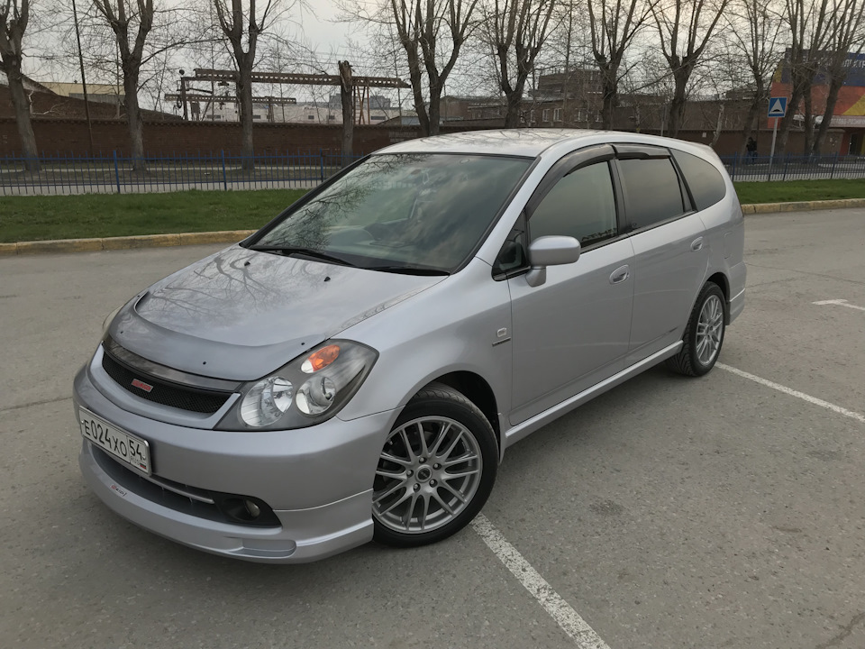 Продажа стрима — Honda Stream (RN), 1,7 л., 2003 года | продажа машины ...