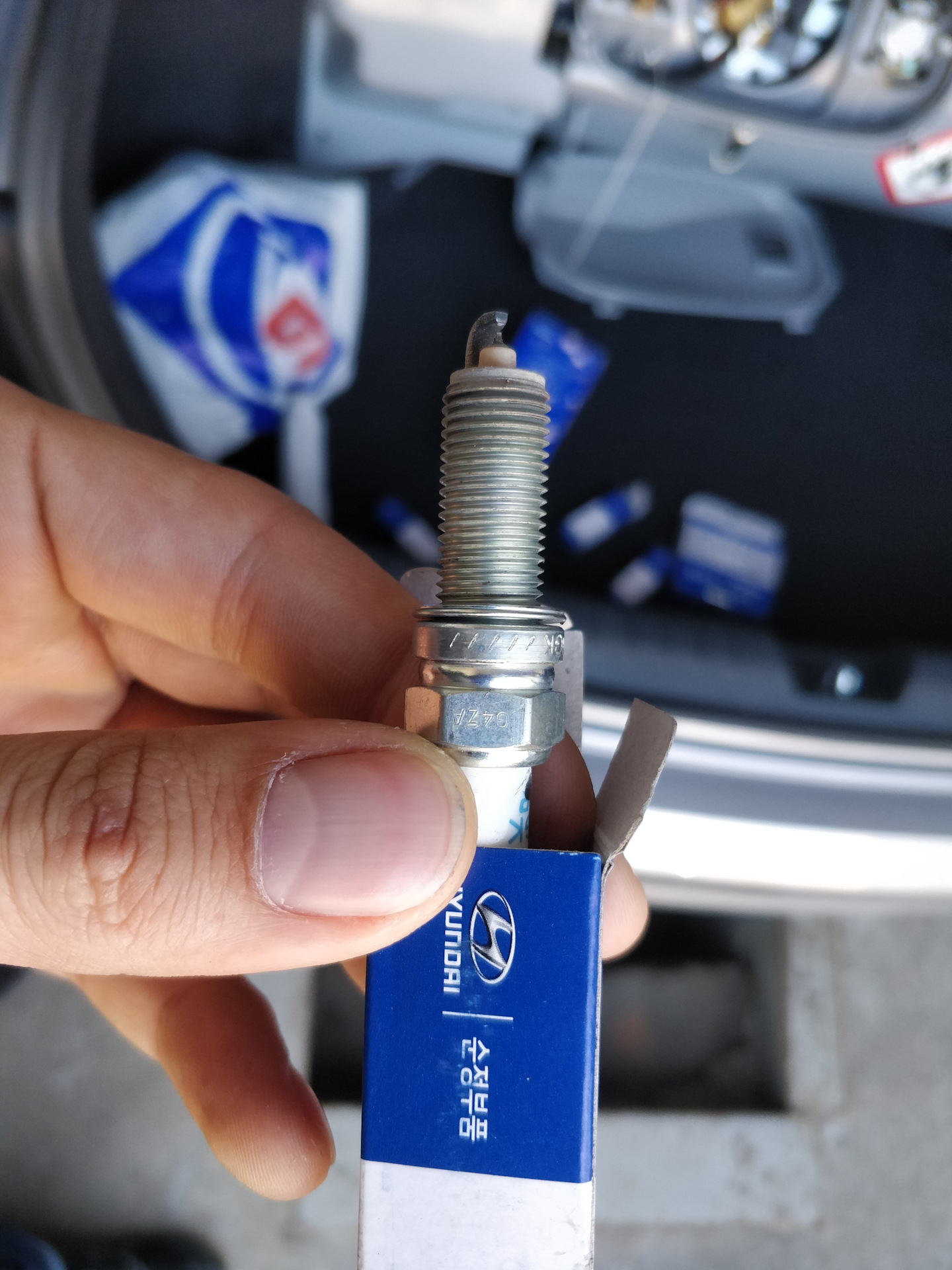 Топливный фильтр и свечи. Крым. — Hyundai Sonata VII (LF), 2 л, 2014 ...