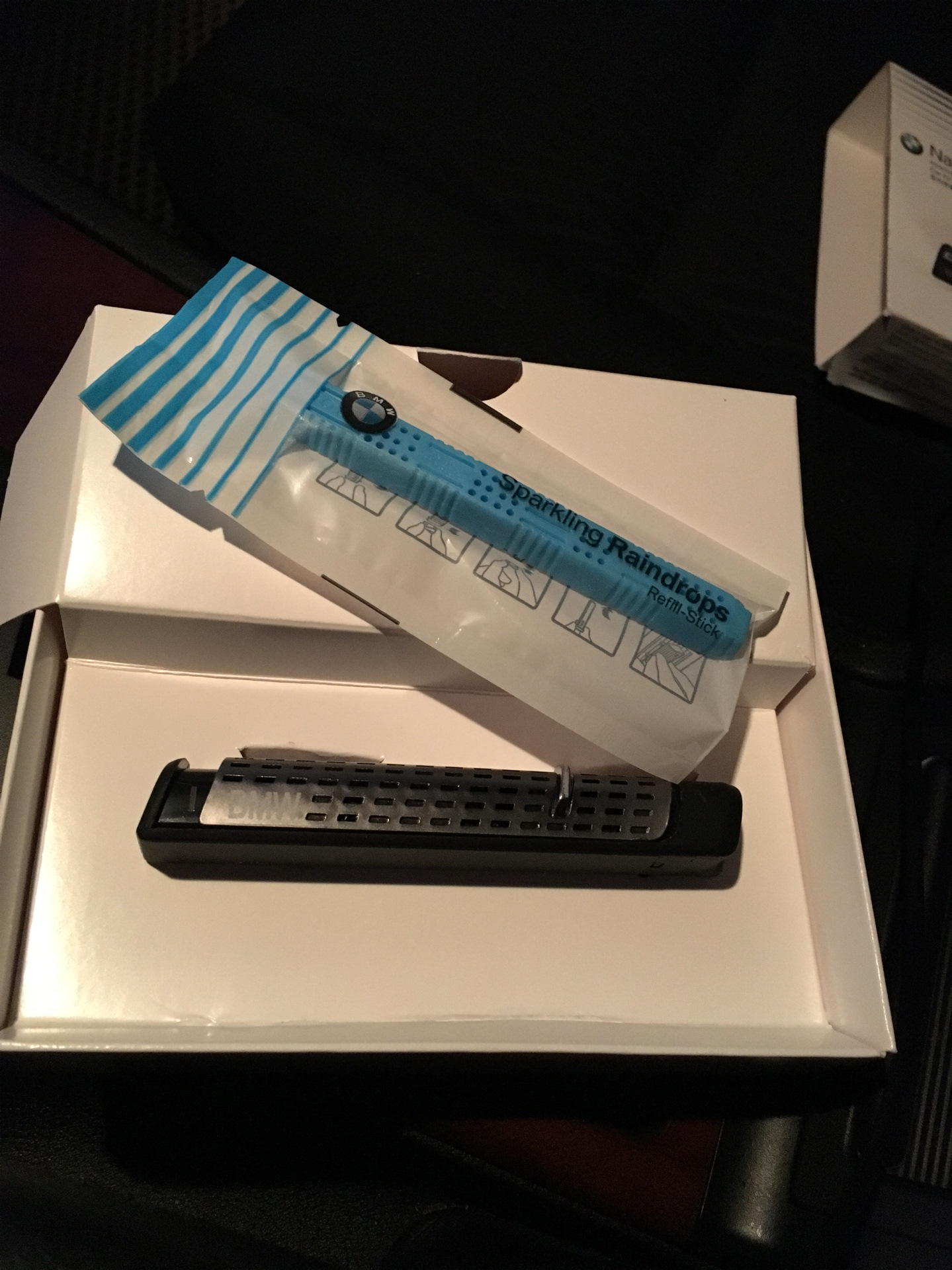 Оригинальный освежитель воздуха (BMW Starter Kit Natural Air) — BMW 5 ...