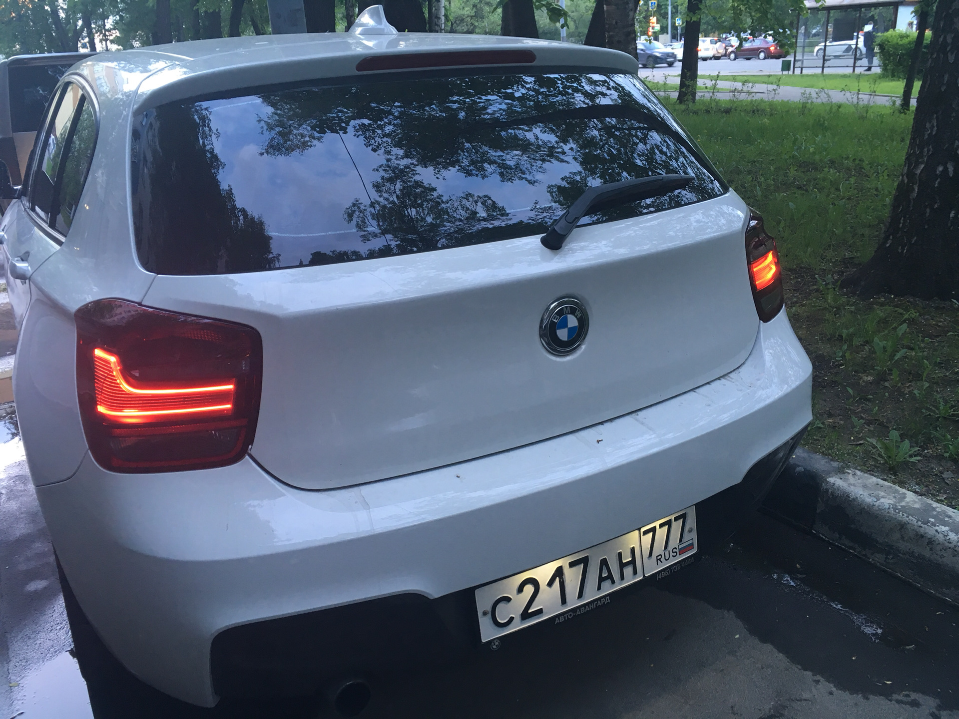 Black line + Suntek 15% — BMW 1 series (F20), 1,6 л, 2013 года | стайлинг | DRIVE2
