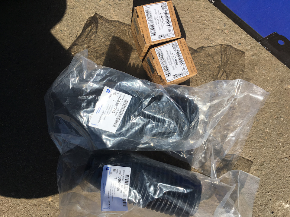 Замена задних стоек, пружин — Chevrolet Lacetti Sedan, 1,6 л, 2008 года ...