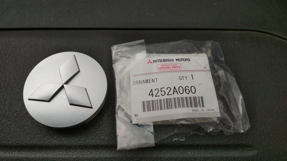 4252A060 Крышка ступицы колеса ASX, LANCER, OUTLANDER, PAJERO/MONTERO ...