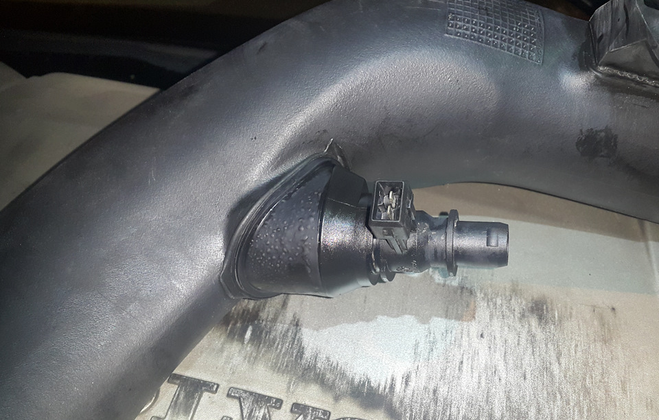 Герметизация патрубка на D5 образца 2008 г. — Volvo XC70 III, 2,4 л ...