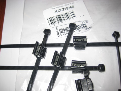 3D0971838E Хомут пластиковый VAG | Запчасти на DRIVE2