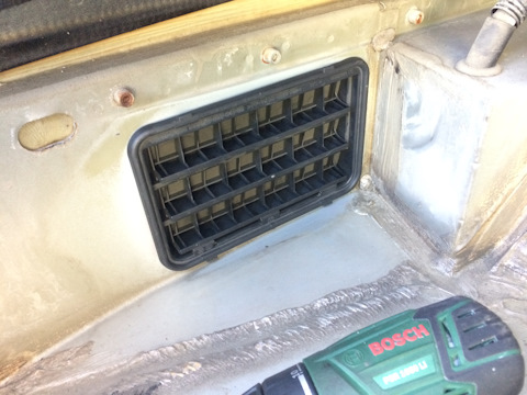 64226962293 Накладка заднего вентиляционного канала BMW | Запчасти на ...