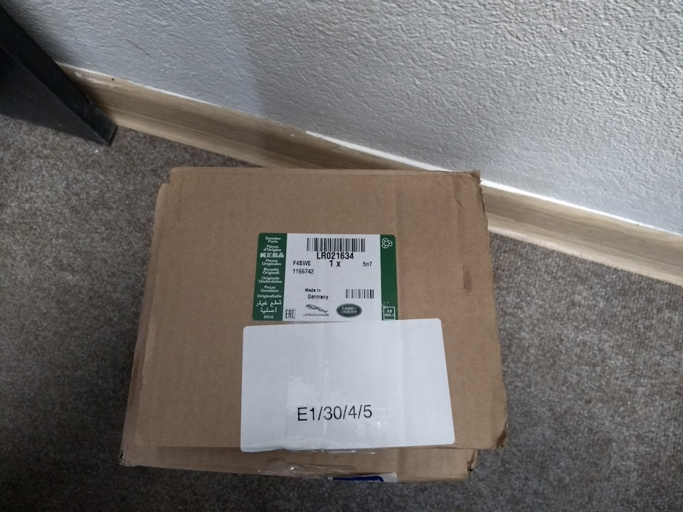 Опора двигателя — Volvo S80 (2G), 2008 года | запчасти | DRIVE2