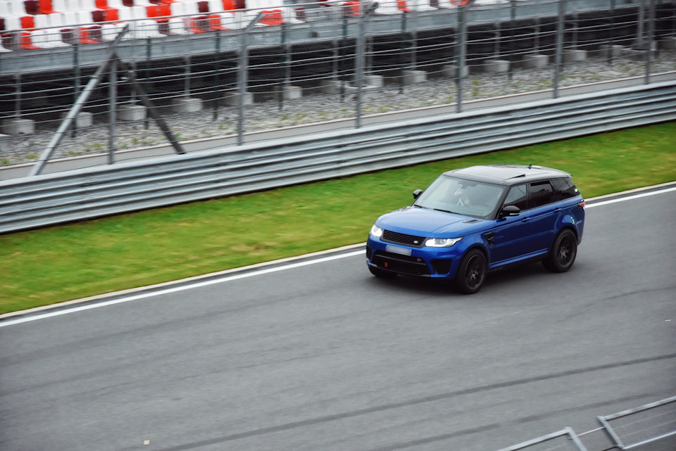 Moscow Race Way SVR — Land Rover Range Rover Sport (2G), 5 л, 2015 года ...