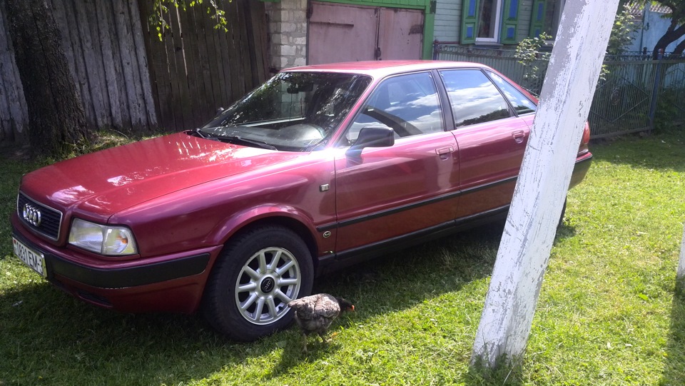 поездка на дачу мойка авто — Audi 80 B4 1 9 л 1994 года