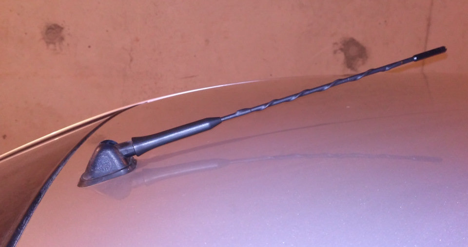 212 Штырьевая антенна автомагнитолы GM 13288181 (30 см против штатной ...