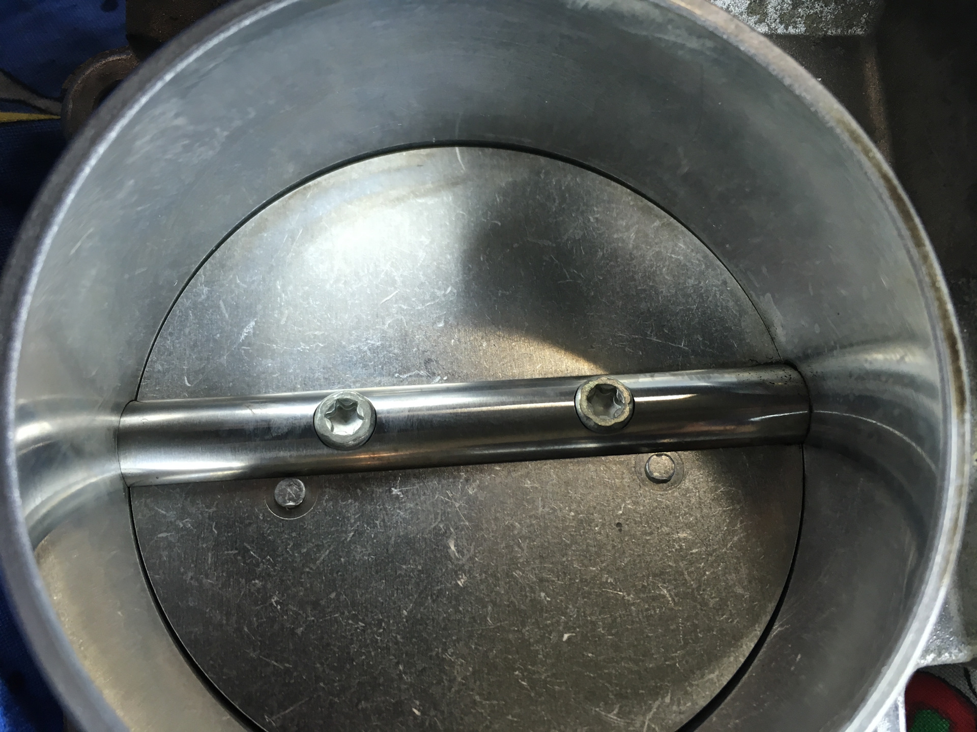 Профилактика дроссельного узла — Mercedes-Benz M-Class (W164), 3,5 л ...