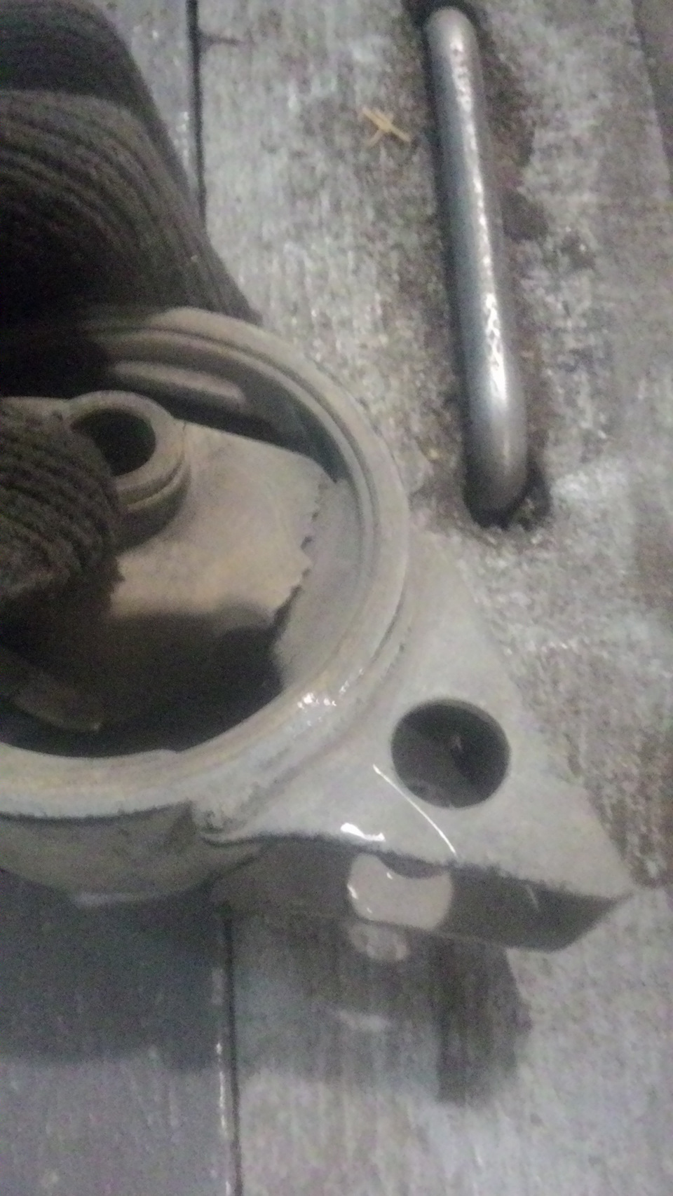 Замена задней подушки двигателя — Nissan Serena Mk II (C24), 2 л, 2000 ...