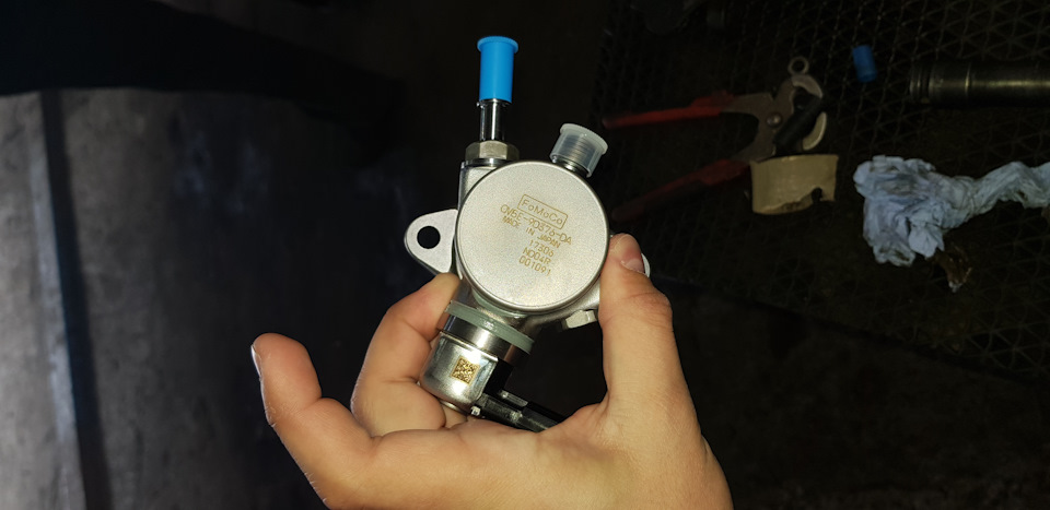 Ремонт топливной системы. Часть 2 — Ford Focus Wagon III, 2 л, 2012 ...