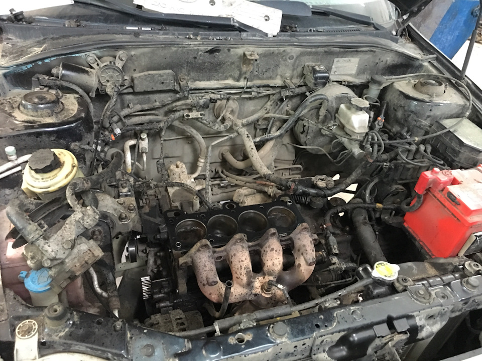 Замена прокладки ГБЦ — Hyundai Accent (3G), 1,5 л, 2007 года | поломка ...