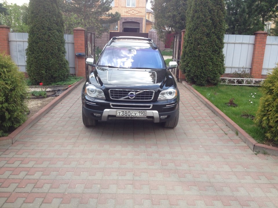 Полировка, решетки с хром полосой. — Volvo XC90 (1G), 2,4 л, 2008 года ...