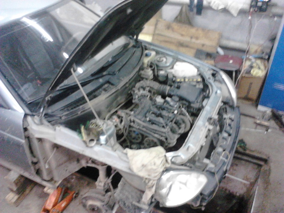 Сцепление, помпа, наружная граната — Lada Приора седан, 1,6 л, 2007 ...