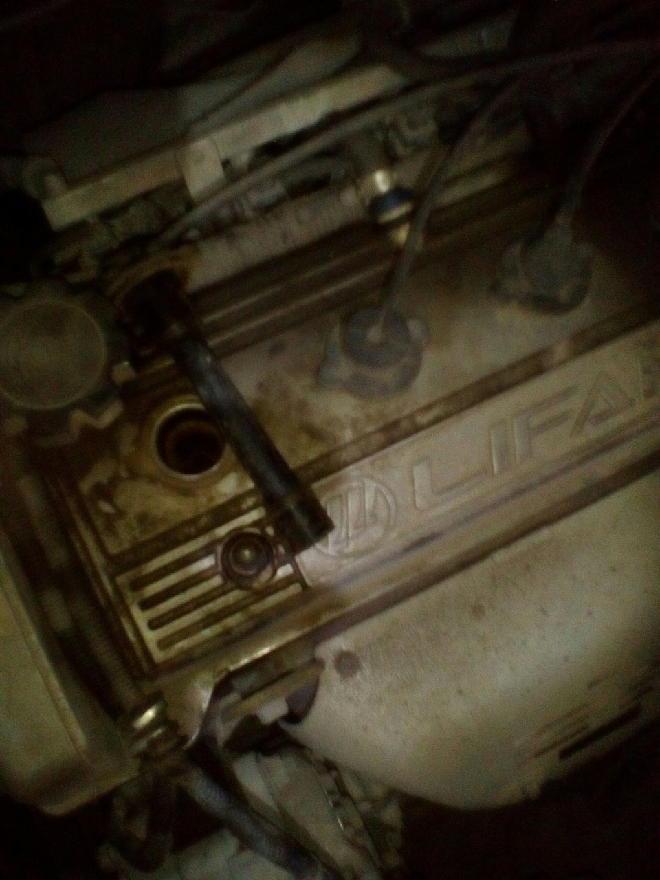 Обгорел свечной провод. — Lifan Solano, 1,6 л, 2012 года | своими ...