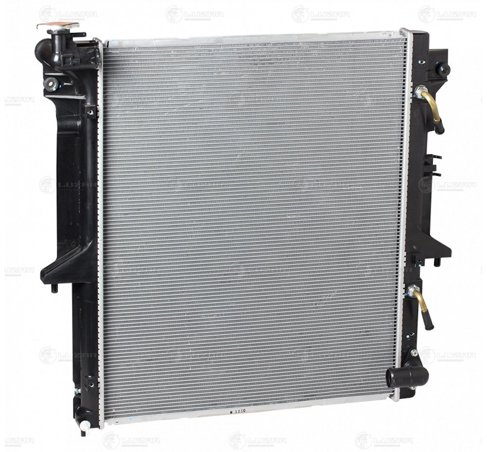 LRC11149 Радиатор охлаждения для автомобилей L200 (06-)/Pajero Sport ...