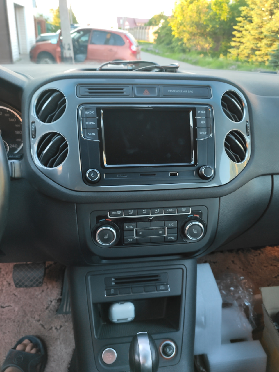 rcd 360 pro — Volkswagen Tiguan (1G), 2 л, 2014 года | автозвук | DRIVE2