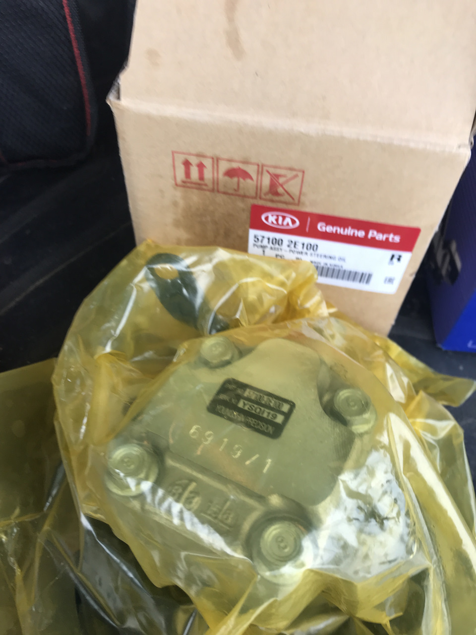 Замена ГРМ, роликов, помпы, насоса ГУРа. — Hyundai Tucson (JM), 2,7 л ...