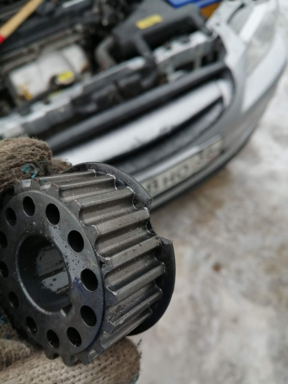 Выдавило сальник коленвала — Hyundai Accent (2G), 1,5 л, 2007 года ...