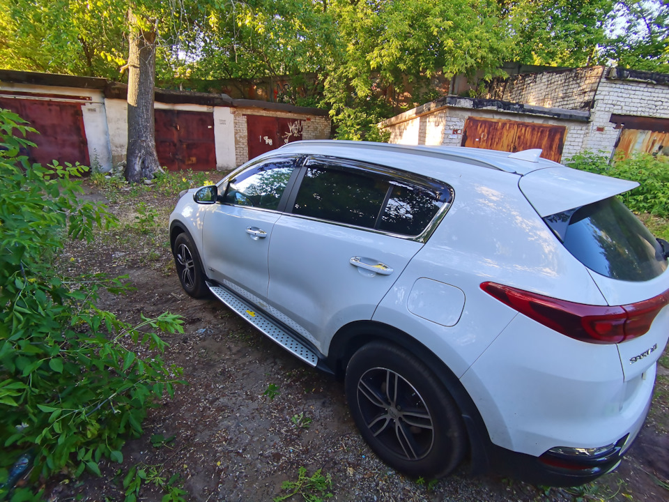 Пороги боковые Mobis D9875AB100 — KIA Sportage (4G), 2,4 л, 2021 года ...