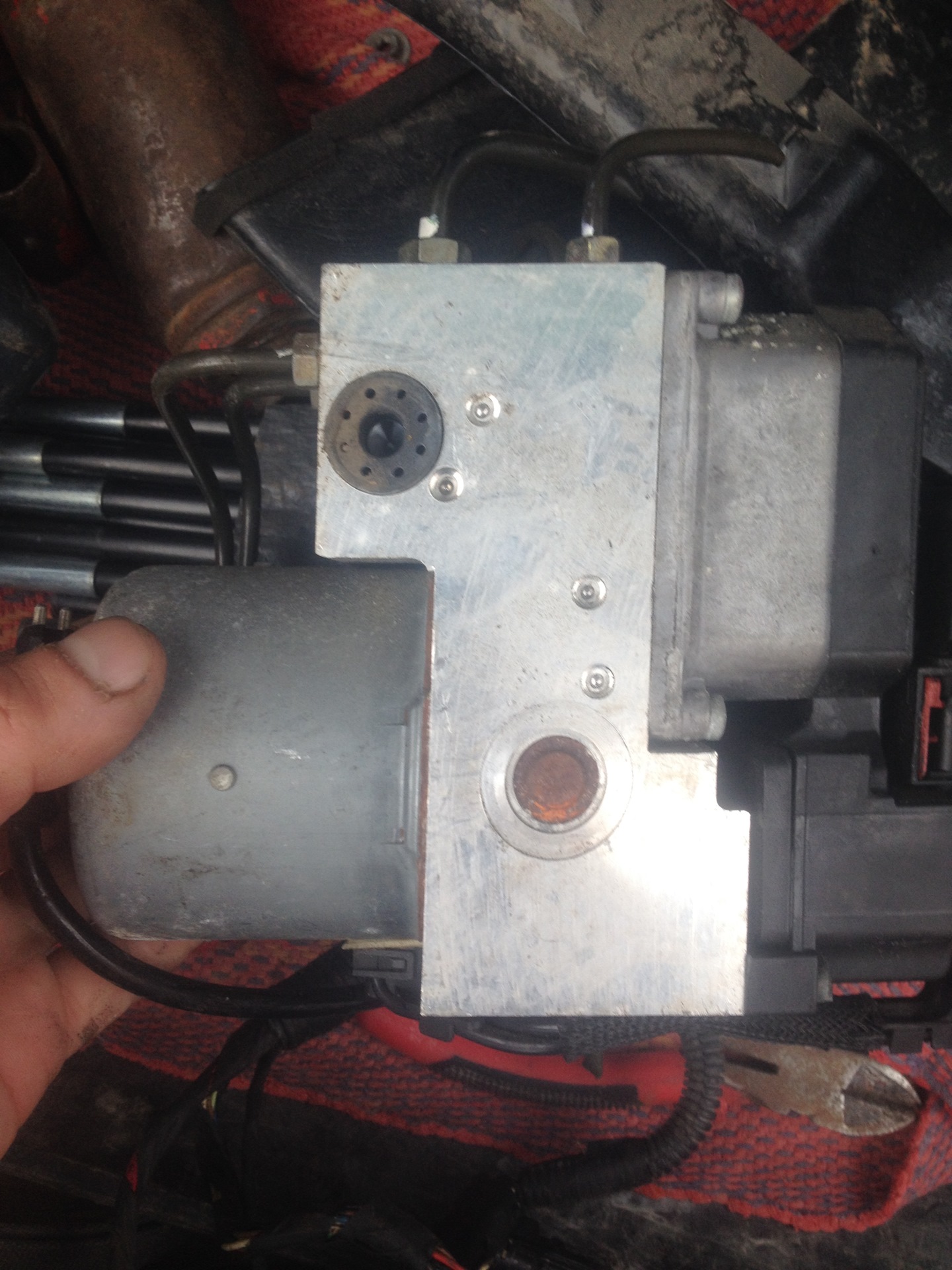 Установка антипробуксовочной системы Bosch ABS+TCS — Chevrolet Lacetti ...