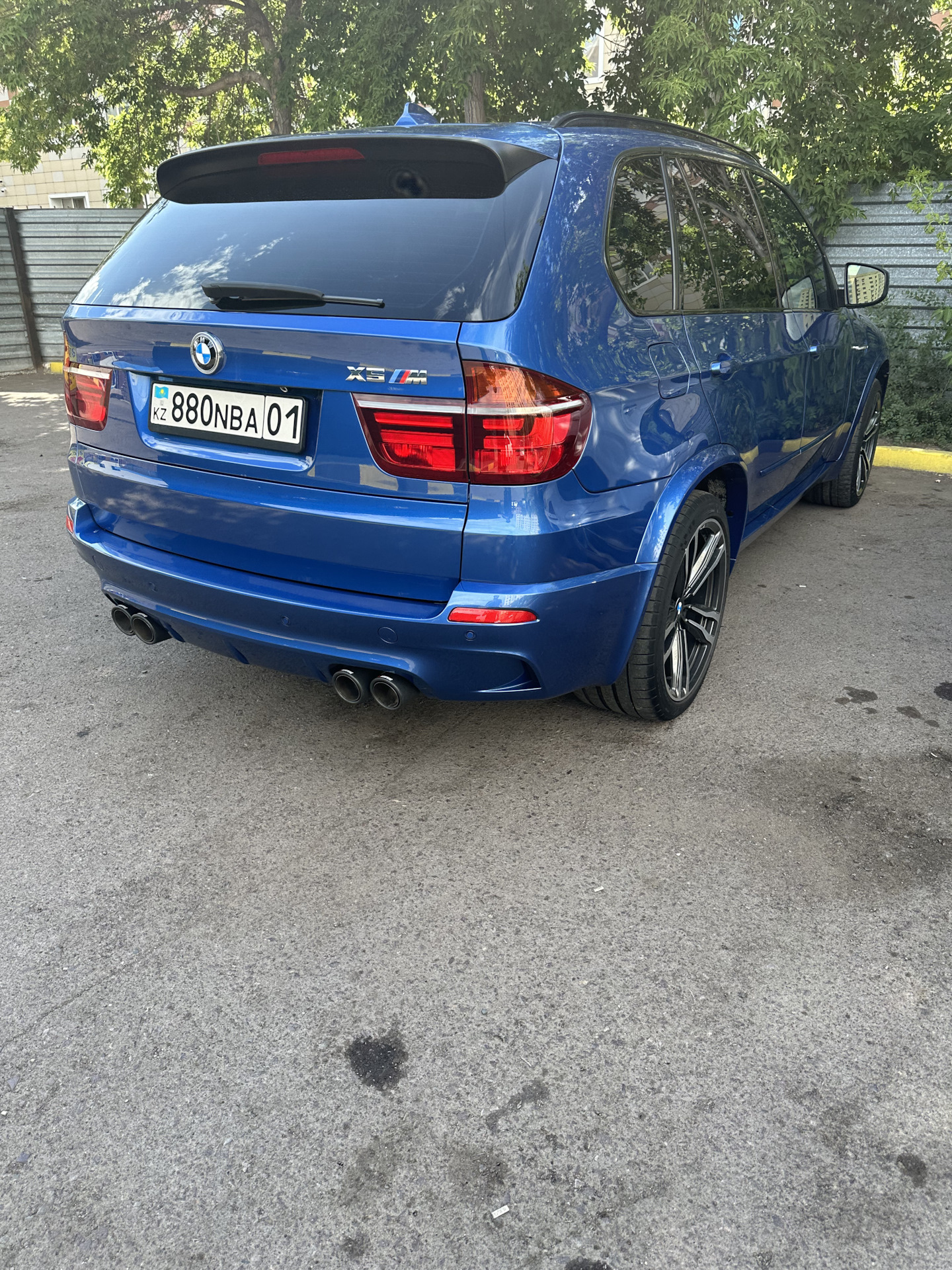 AKRAPOVIC — BMW X5 M (E70), 4,4 л, 2012 года | тюнинг | DRIVE2