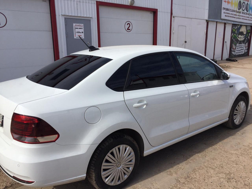 #1. Тонировка 1 — Volkswagen Polo Sedan, 1,6 л, 2019 года | тюнинг | DRIVE2