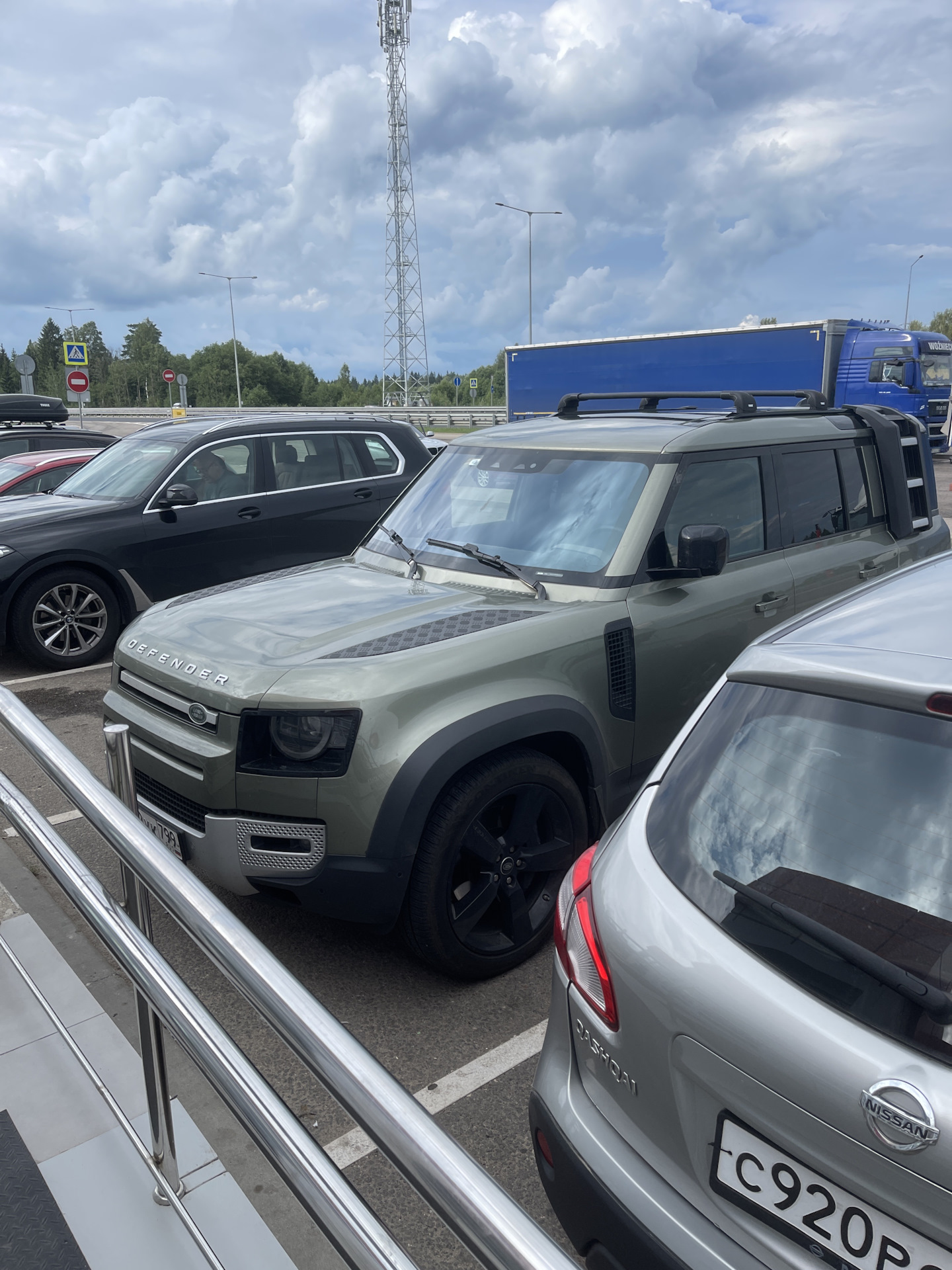 Проехал с мая 11 213 км. Скоро ТО… — Land Rover Defender (L663), 3 л ...