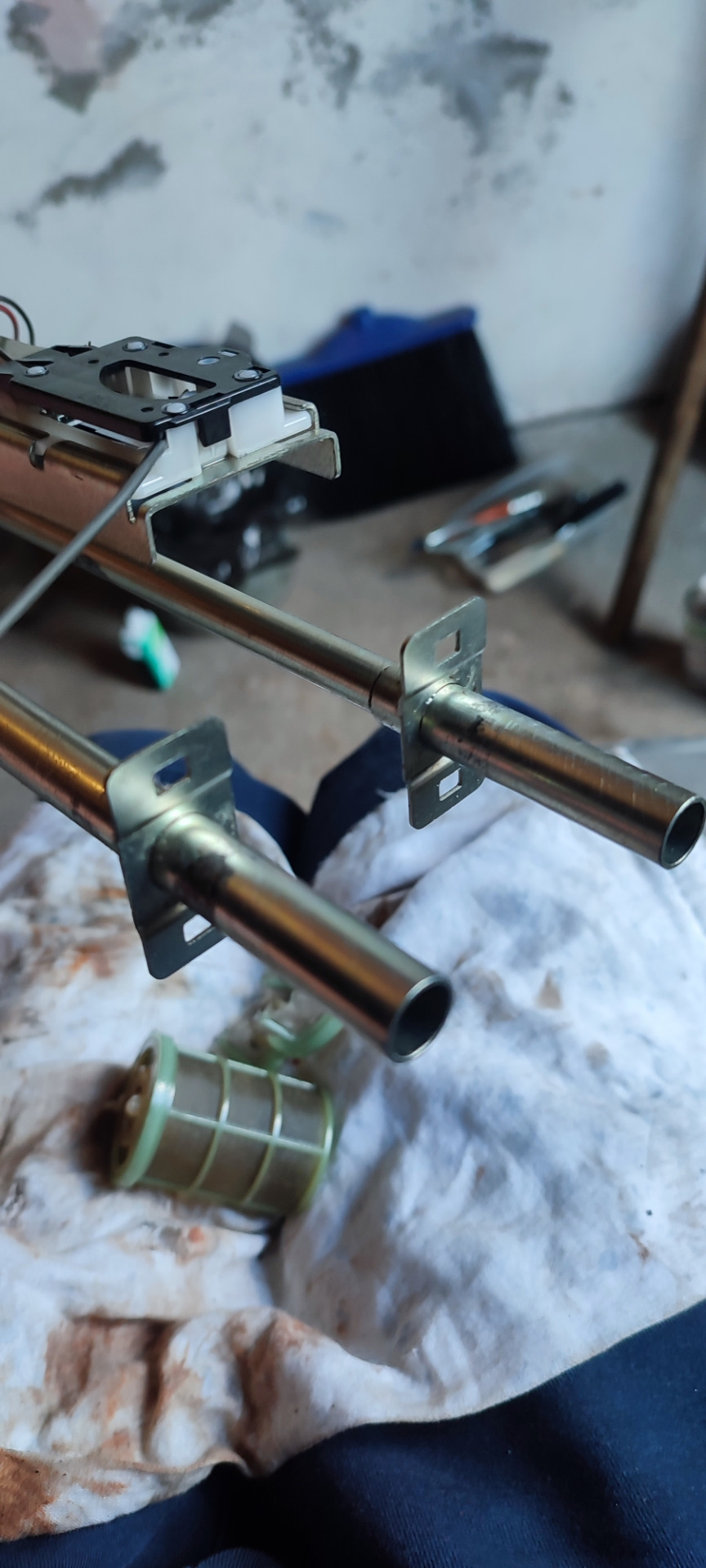 Замена топливных фильтров в баке — Mitsubishi Pajero Sport (3G), 2,4 л ...