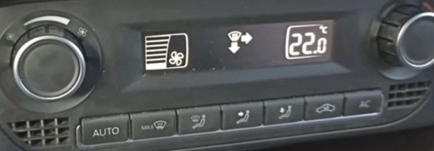 #2 Электроника отопителя и климата (J255) — Volkswagen Polo Sedan, 1,6 ...