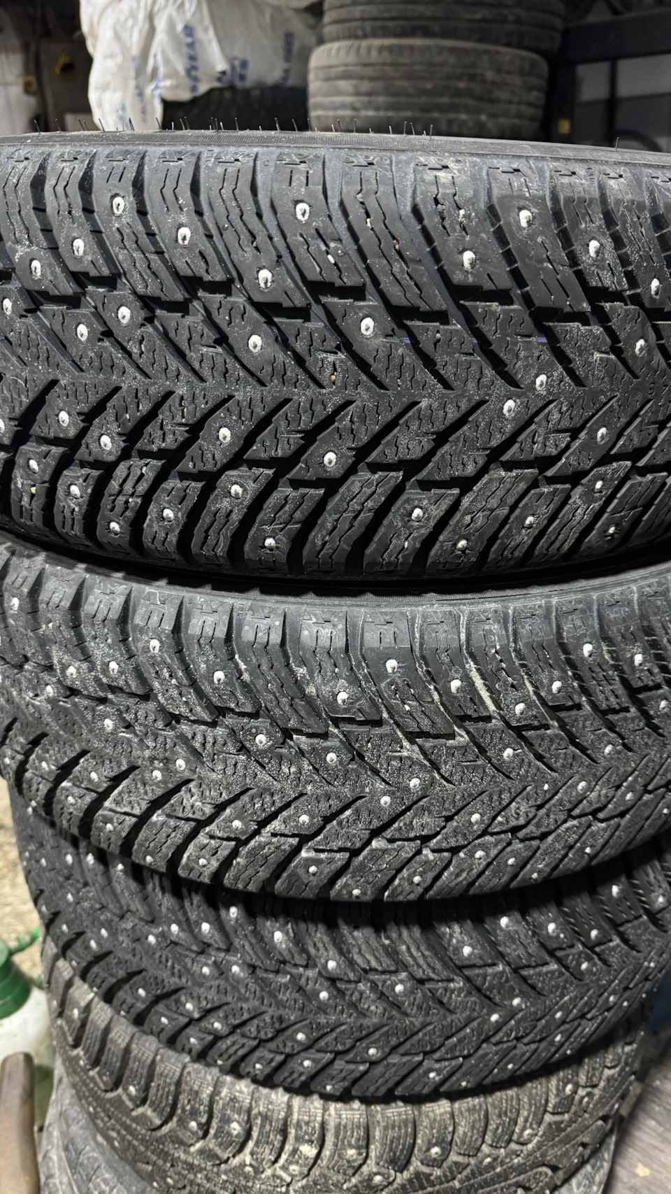 Зимняя резина Nokian Hakkapeliitta 10p — Nissan Note e-Power, 1,2 л ...
