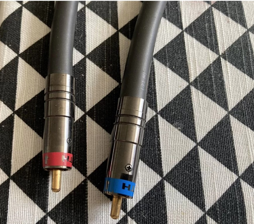 Новая "змея" в Лютую — AudioQuest Anaconda + Diamond X3 — Lada Vesta ...