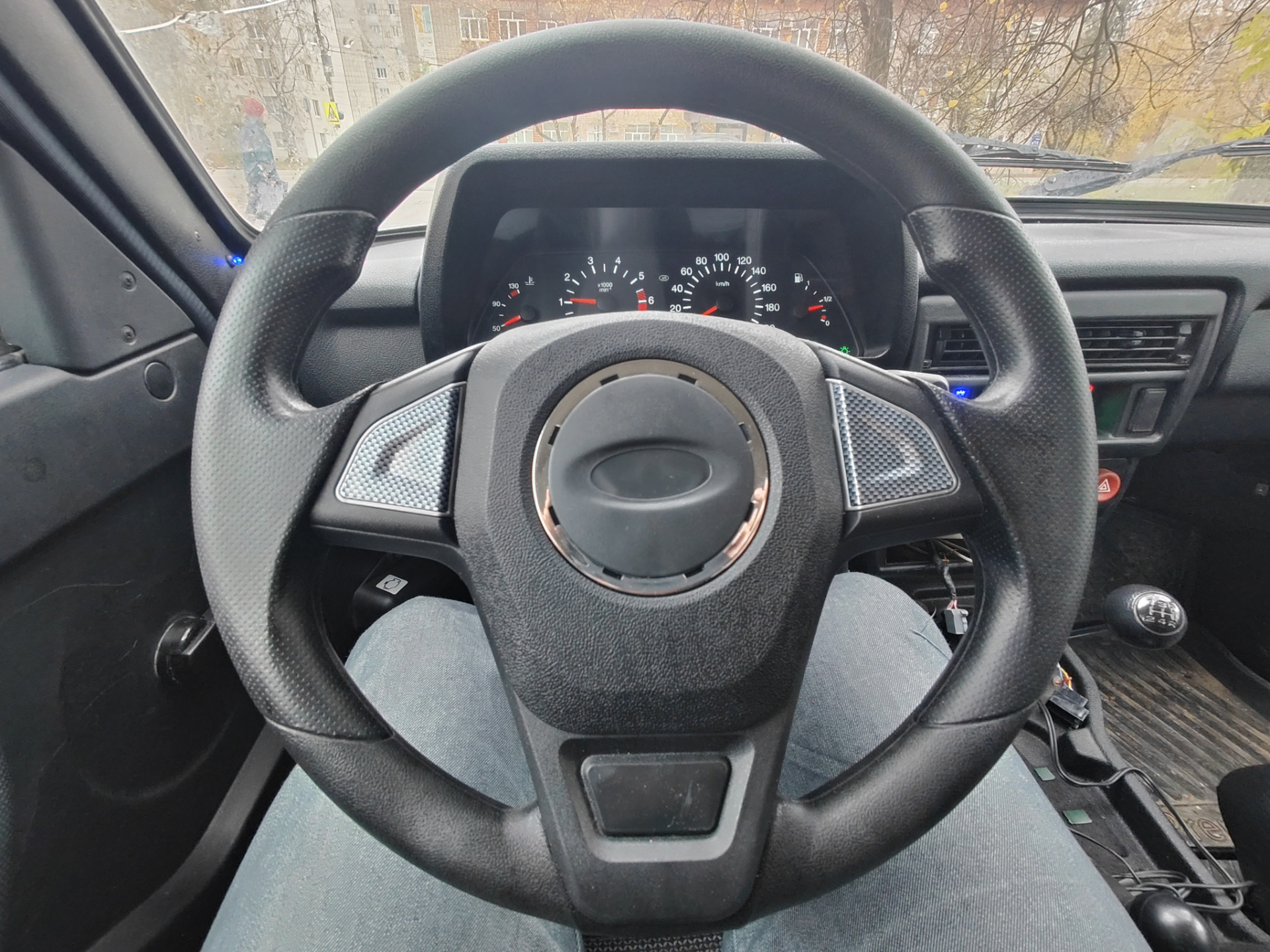 19. Новый руль — Lada 4x4 3D, 1,7 л, 2014 года | тюнинг | DRIVE2