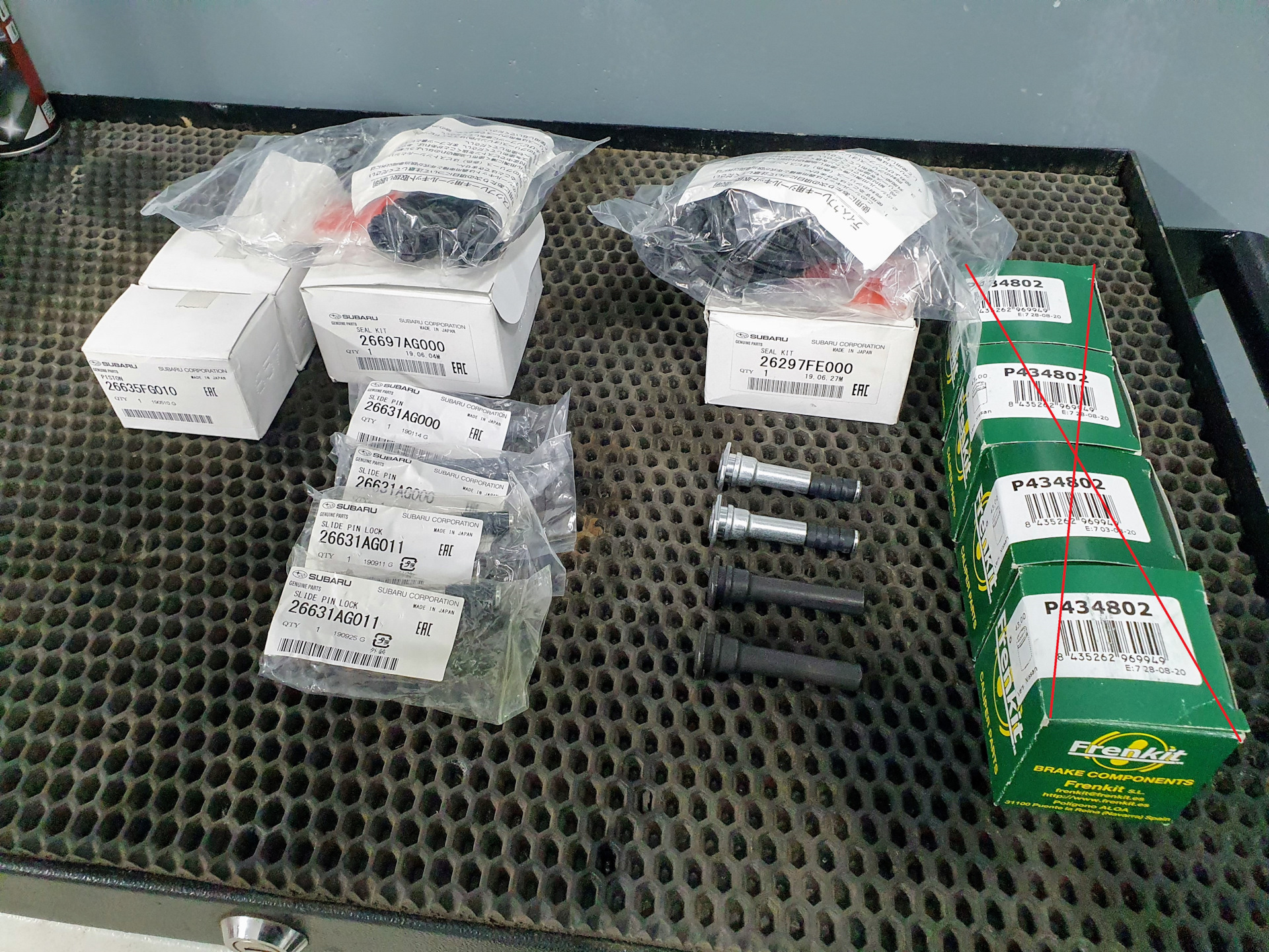 3. Обслуживание тормозов, замена колодок — Subaru Forester (SH), 2 л ...