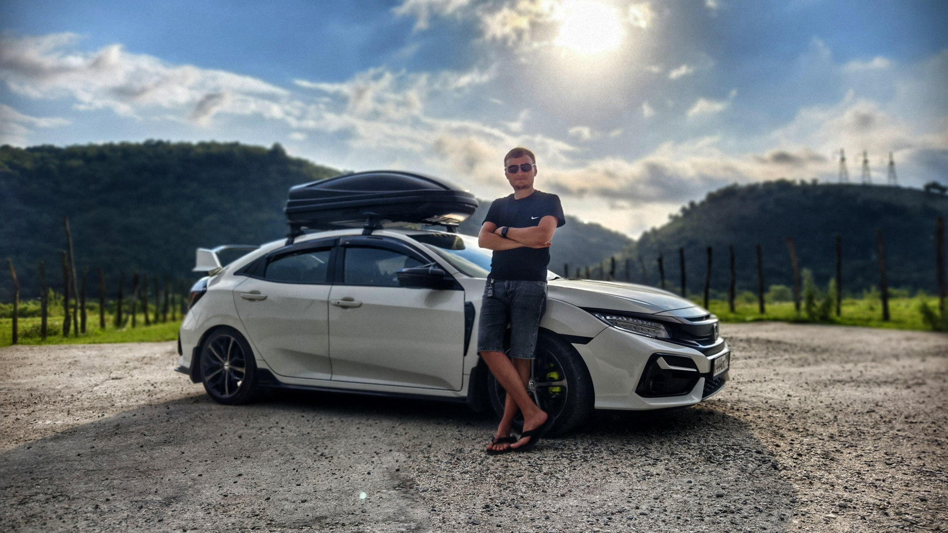 Honda Civic Hatchback (10G) 1.5 бензиновый 2019 | белый перламутр на DRIVE2