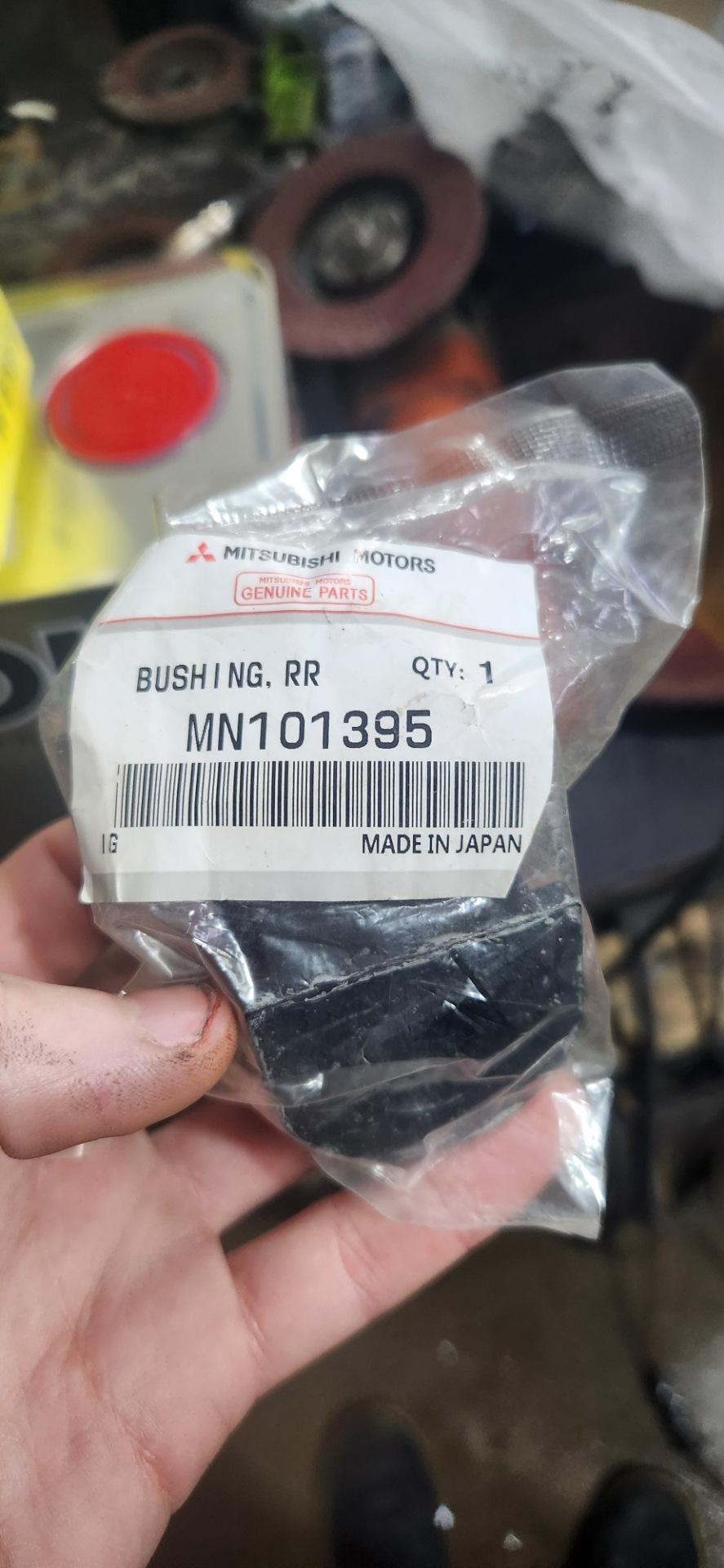 Замена втулок стабилизатора Mitsubishi Eclipse cross — Mitsubishi ...