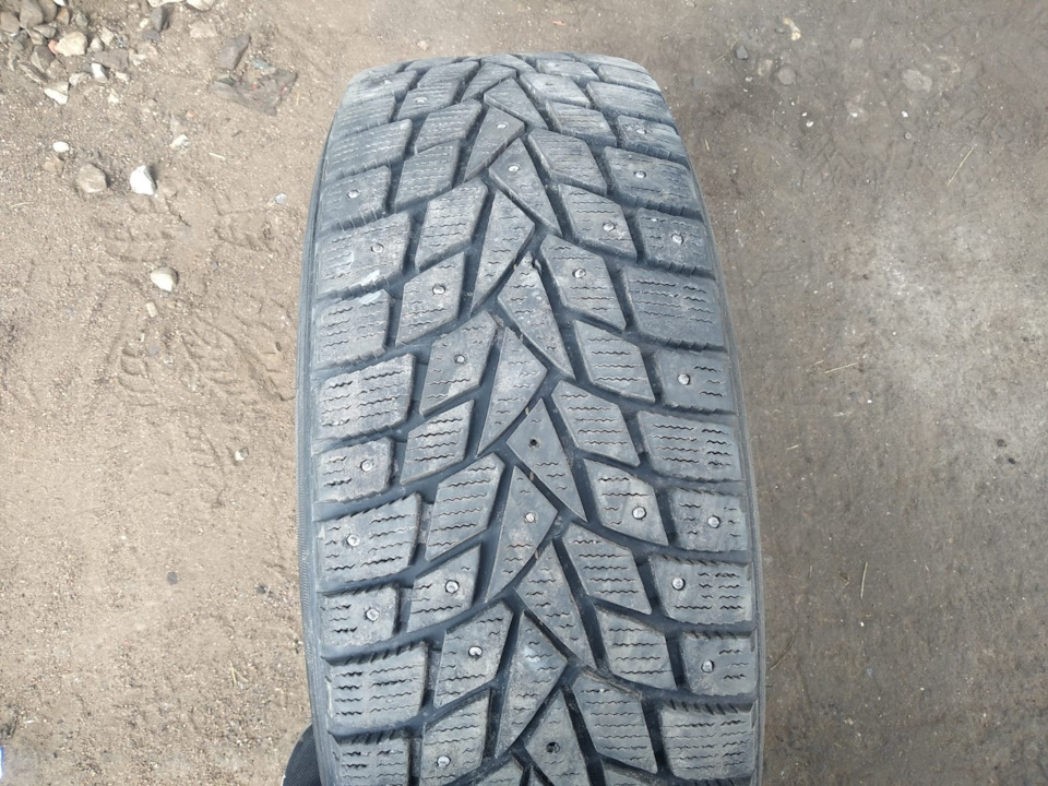 Шины зимние шипованные Dunlop 255/60 R18. Б/у | 15 000 ₽ в городе ...