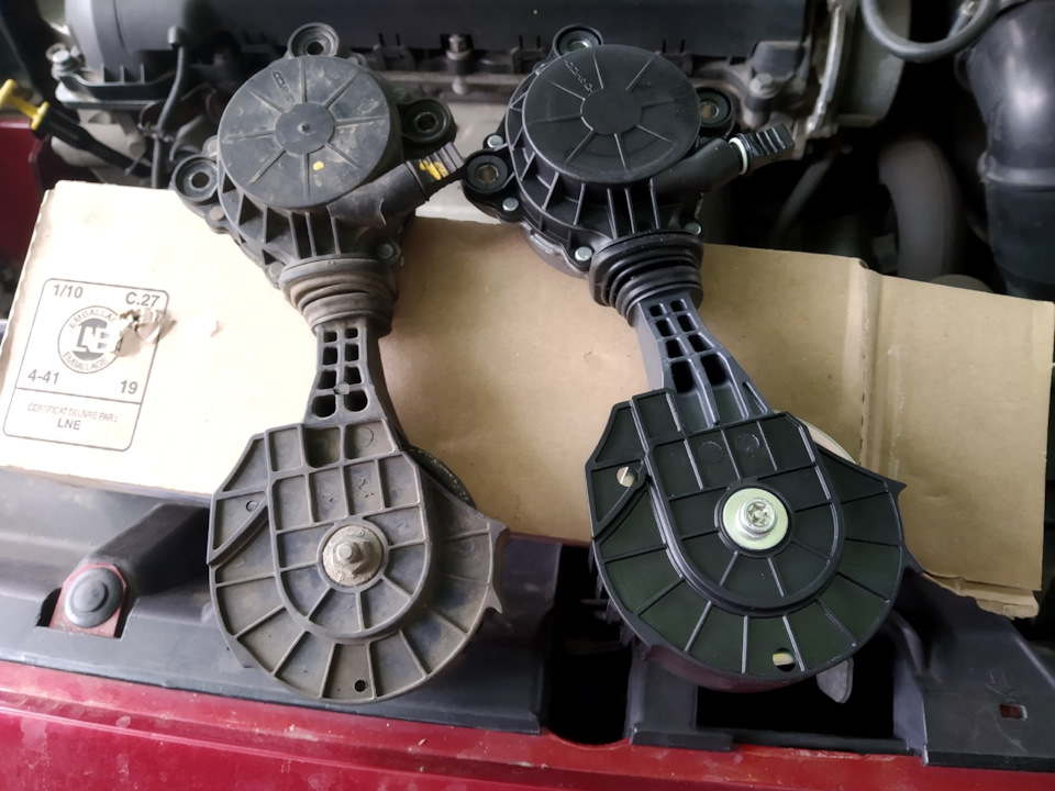 Замена гитары (фрикционного колеса помпы) — Peugeot 308 (1G), 1,6 л ...