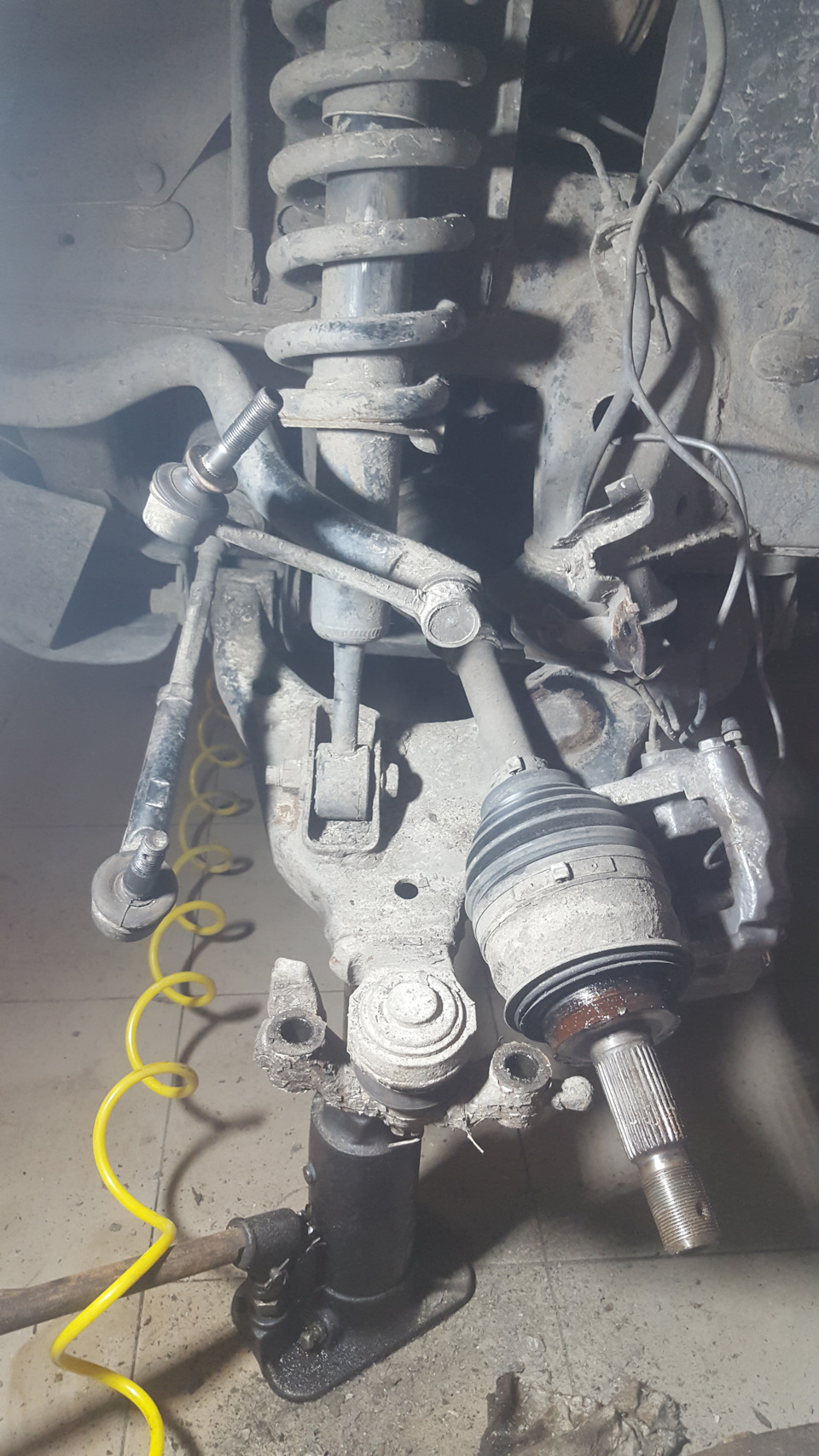 ИНСТРУКЦИЯ: Замена переднего ступичного подшипника — Toyota Land ...