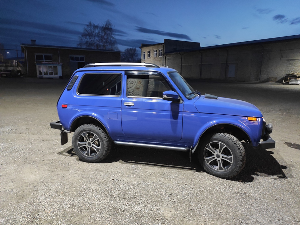 Kama Flame M/T LCV 195/75 r16 — Lada 4x4 3D, 1,7 л, 1991 года | шины ...