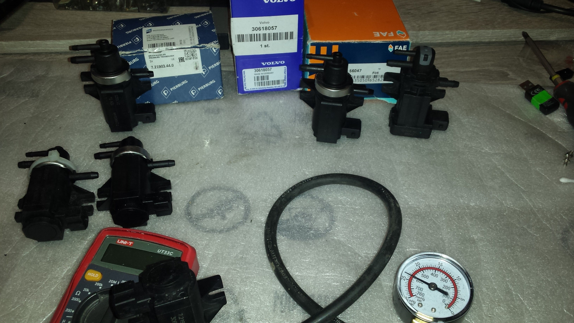 1.9DI — Проверка клапана управления турбиной N75 (30618057) — Volvo V40 ...