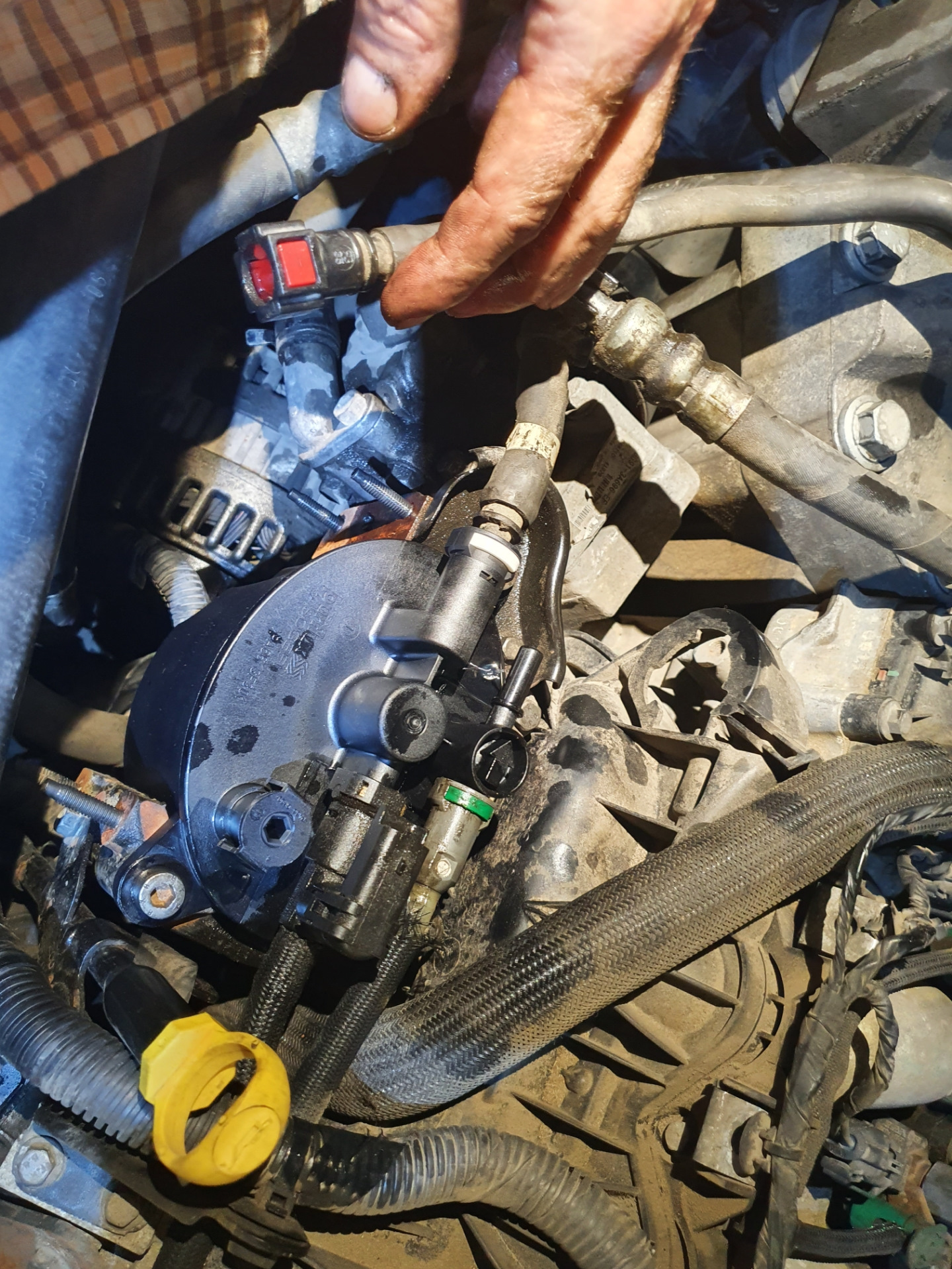 70. Божественный топливный фильтр Purflux… — Land Rover Freelander 2 ...