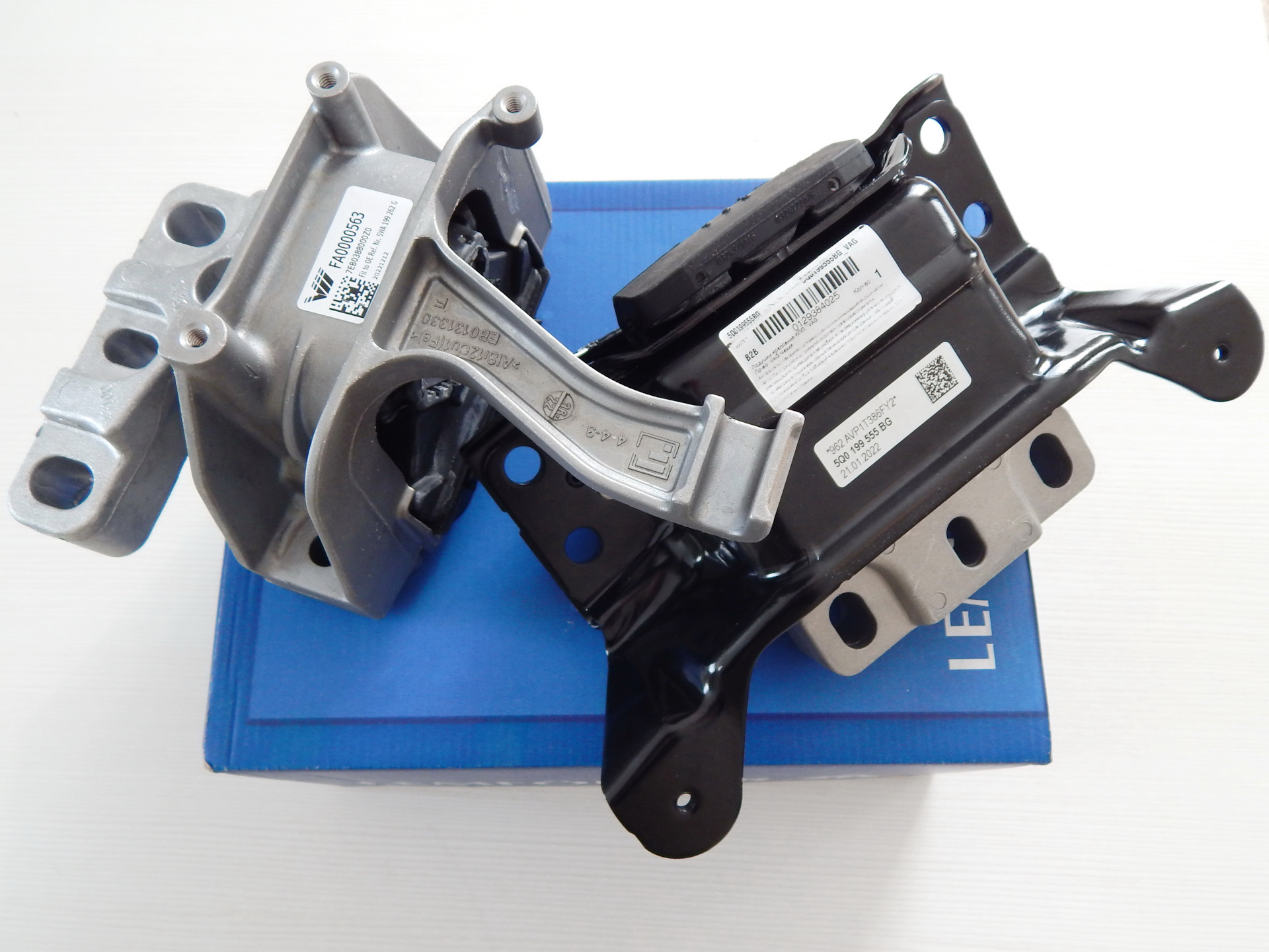 Замена опор двигателя и КПП. — SEAT Leon (Mk III), 1,6 л, 2015 года ...